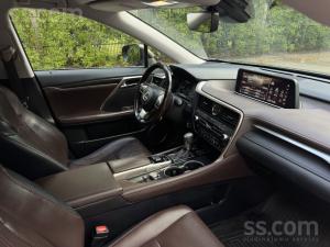 Grey Lexus RX 2019 in Riga, with an engine capacity of 3.50 L and mileage of 86 thousand km for 33890 €, photo 13 on AUTOMOTO.COM.LV