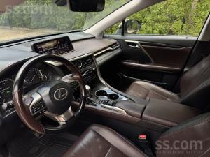 Grey Lexus RX 2019 in Riga, with an engine capacity of 3.50 L and mileage of 86 thousand km for 33890 €, photo 14 on AUTOMOTO.COM.LV