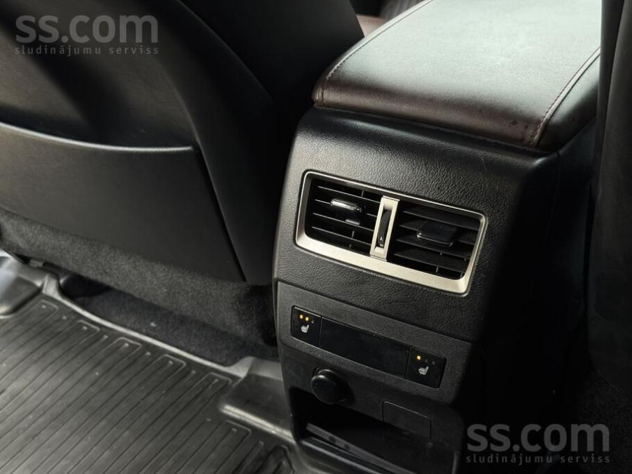 Grey Lexus RX 2019 in Riga, with an engine capacity of 3.50 L and mileage of 86 thousand km for 33890 €, photo 20 on AUTOMOTO.COM.LV