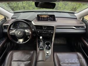 Grey Lexus RX 2019 in Riga, with an engine capacity of 3.50 L and mileage of 86 thousand km for 33890 €, photo 22 on AUTOMOTO.COM.LV
