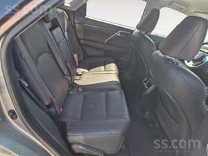 Grey Lexus RX 2020 in Riga, with an engine capacity of 3.50 L and mileage of 81 thousand km for 33400 €, photo 8 on AUTOMOTO.COM.LV