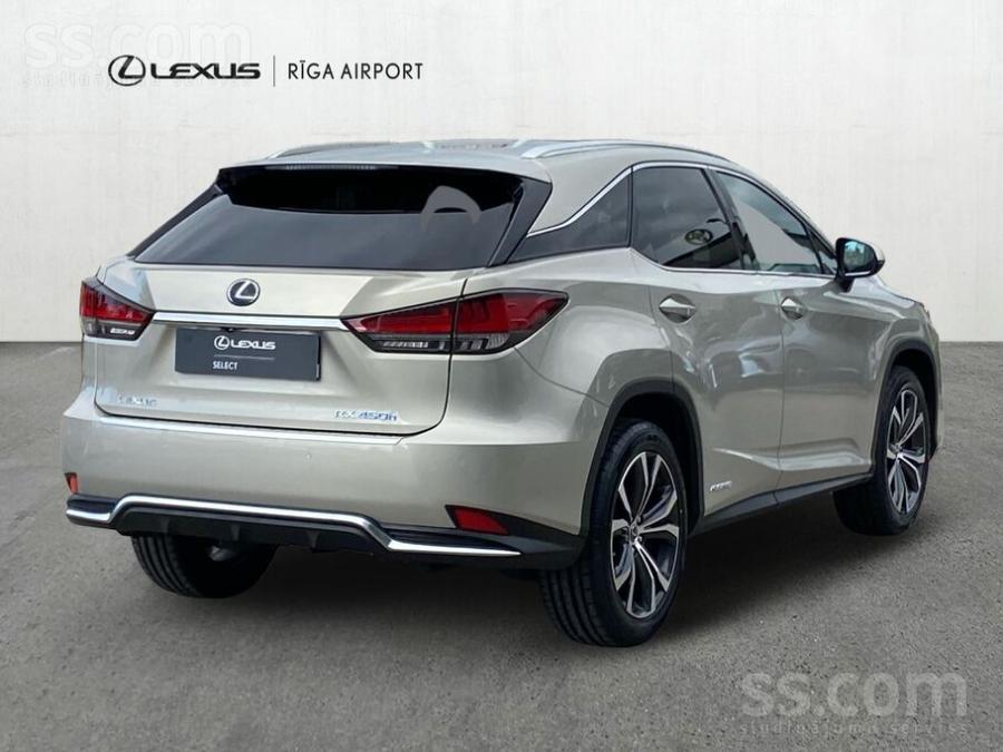 Grey Lexus RX 2021 in Tukums, with an engine capacity of 3.50 L and mileage of 85 thousand km for 41000 €, photo 3 on AUTOMOTO.COM.LV
