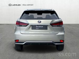 Grey Lexus RX 2021 in Tukums, with an engine capacity of 3.50 L and mileage of 85 thousand km for 41000 €, photo 5 on AUTOMOTO.COM.LV