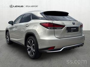 Pelēks Lexus RX 2021 Rīga, ar dzinēja tilpumu 3.50 L un nobraukumu 118 tūkst. km par 38000 €, foto 18 vietnē AUTOMOTO.COM.LV