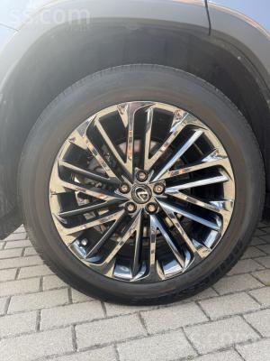 Pelēks Lexus RX 2022 Rīga, ar dzinēja tilpumu 3.50 L un nobraukumu 104 tūkst. km par 45500 €, foto 7 vietnē AUTOMOTO.COM.LV