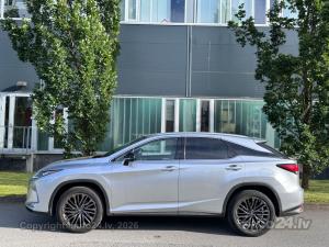 Pelēks Lexus RX 2022 Tallina, ar dzinēja tilpumu 3.50 L un nobraukumu 42 tūkst. km par 52500 €, foto 5 vietnē AUTOMOTO.COM.LV