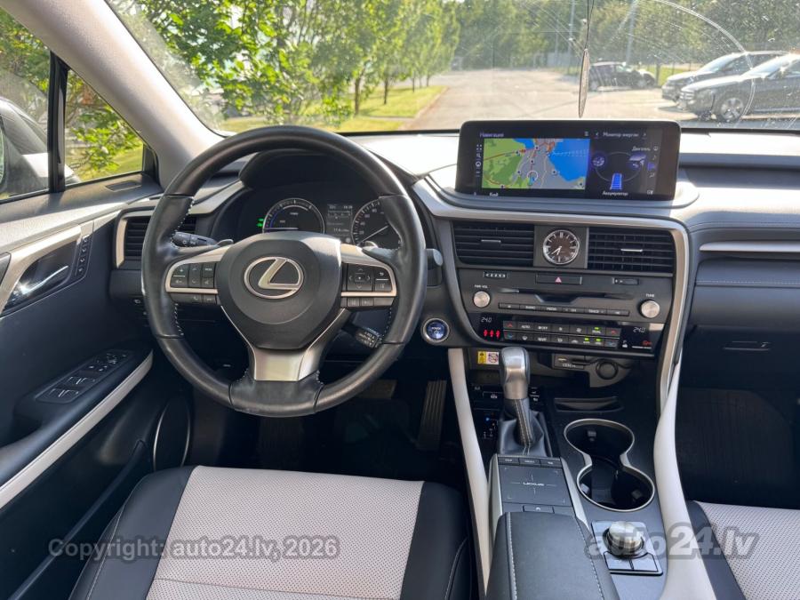 Pelēks Lexus RX 2022 Tallina, ar dzinēja tilpumu 3.50 L un nobraukumu 42 tūkst. km par 52500 €, foto 11 vietnē AUTOMOTO.COM.LV