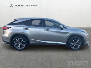 Pelēks Lexus RX 2022 Rīga, ar dzinēja tilpumu 3.50 L un nobraukumu 168 tūkst. km par 38000 €, foto 17 vietnē AUTOMOTO.COM.LV