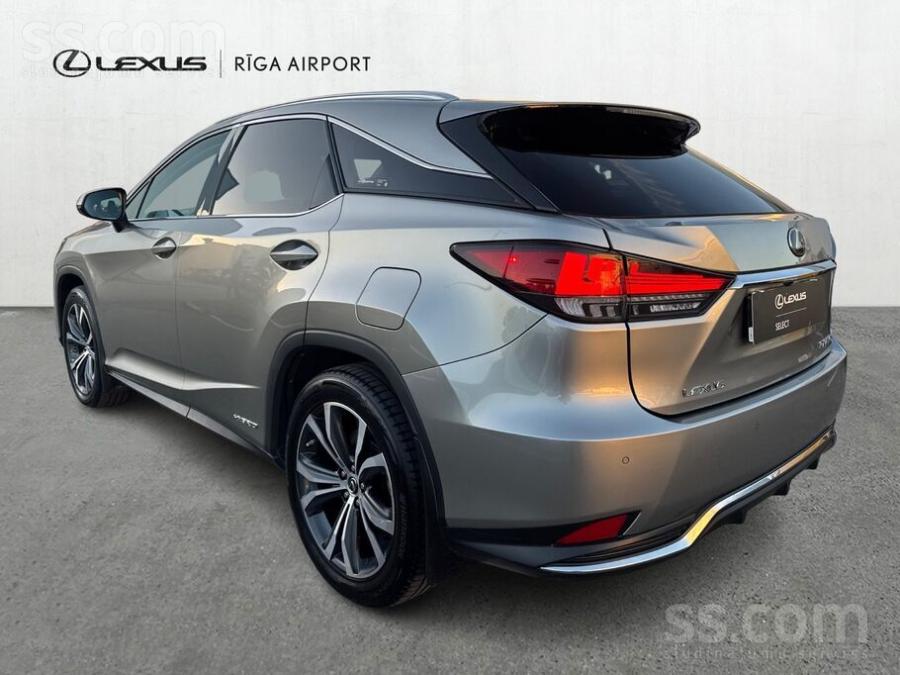 Pelēks Lexus RX 2022 Rīga, ar dzinēja tilpumu 3.50 L un nobraukumu 168 tūkst. km par 38000 €, foto 18 vietnē AUTOMOTO.COM.LV