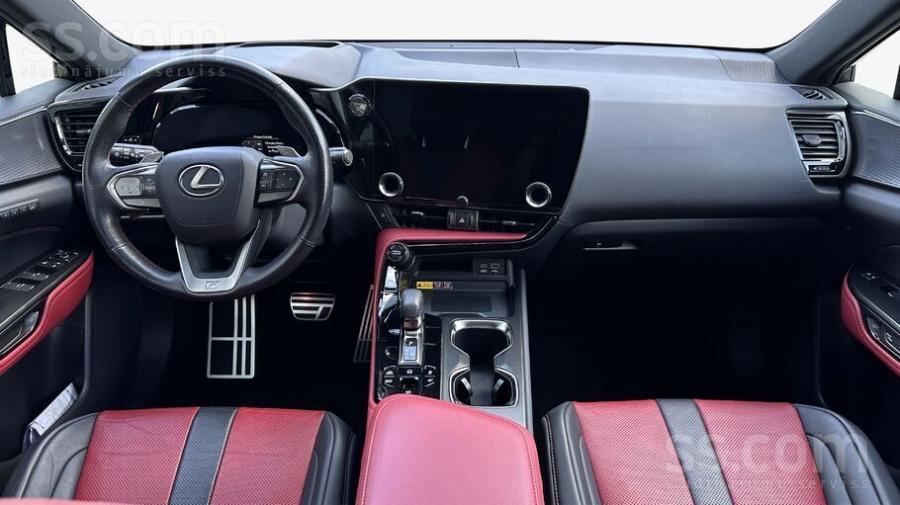 Grey Lexus RX 2023 in Riga, with an engine capacity of 2.50 L and mileage of 79 thousand km for 47900 €, photo 8 on AUTOMOTO.COM.LV