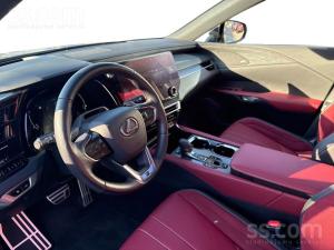 Grey Lexus RX 2023 in Riga, with an engine capacity of 2.40 L and mileage of 41 thousand km for 65000 €, photo 12 on AUTOMOTO.COM.LV