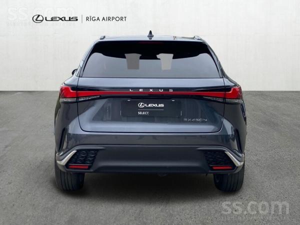 Pelēks Lexus RX 2024 Rīga, ar dzinēja tilpumu 2.50 L un nobraukumu 26 tūkst. km par 68000 €, foto 4 vietnē AUTOMOTO.COM.LV