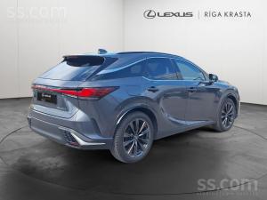 Grey Lexus RX 2024 in Riga, with an engine capacity of 2.50 L and mileage of 176 thousand km for 49900 €, photo 3 on AUTOMOTO.COM.LV