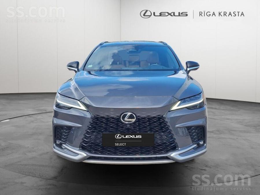 Grey Lexus RX 2024 in Riga, with an engine capacity of 2.50 L and mileage of 176 thousand km for 49900 €, photo 6 on AUTOMOTO.COM.LV