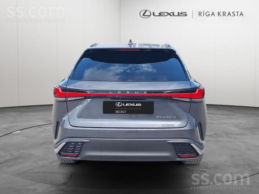 Grey Lexus RX 2024 in Riga, with an engine capacity of 2.50 L and mileage of 176 thousand km for 49900 €, photo 7 on AUTOMOTO.COM.LV