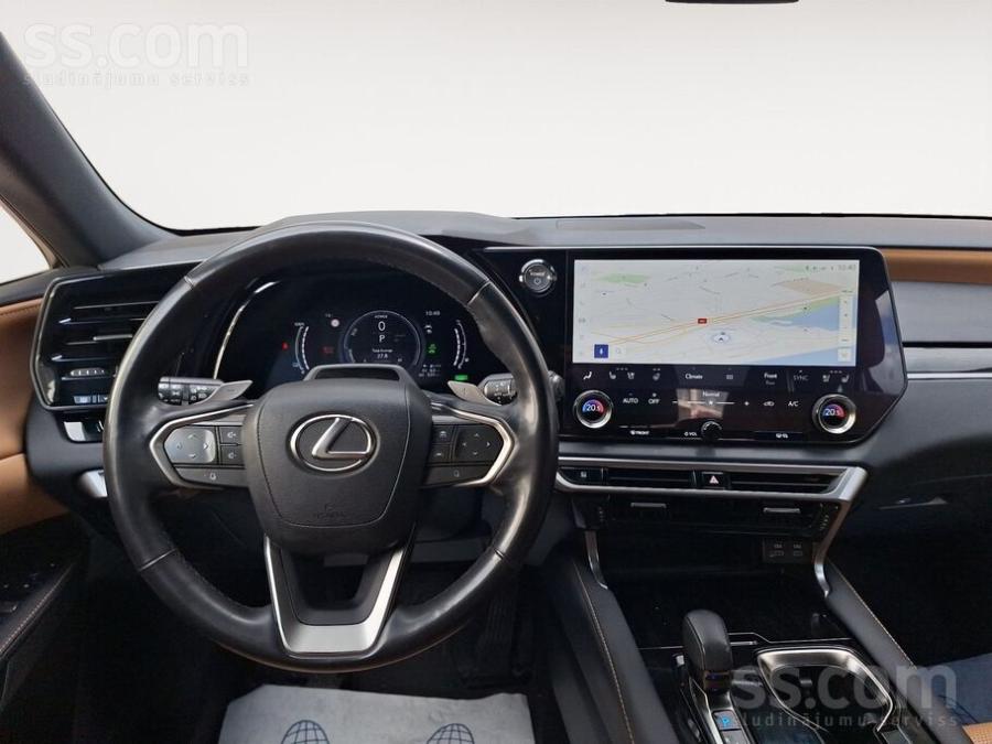 Grey Lexus RX 2024 in Riga, with an engine capacity of 2.50 L and mileage of 176 thousand km for 49900 €, photo 16 on AUTOMOTO.COM.LV