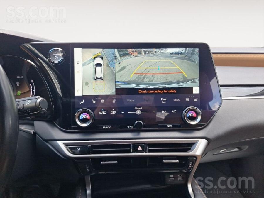 Grey Lexus RX 2024 in Riga, with an engine capacity of 2.50 L and mileage of 176 thousand km for 49900 €, photo 18 on AUTOMOTO.COM.LV