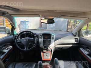 Pelēks Lexus RX 2005 Rīga, ar dzinēja tilpumu 3.00 L un nobraukumu 219 tūkst. km par 2650 €, foto 7 vietnē AUTOMOTO.COM.LV