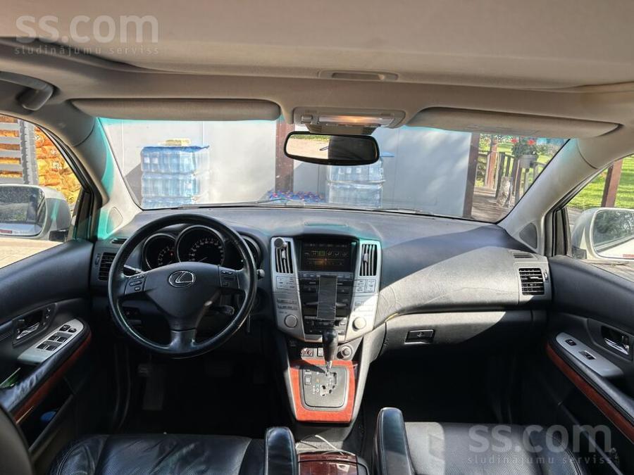 Pelēks Lexus RX 2005 Rīga, ar dzinēja tilpumu 3.00 L un nobraukumu 219 tūkst. km par 2650 €, foto 7 vietnē AUTOMOTO.COM.LV