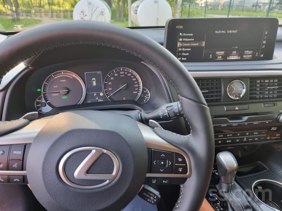 Grey Lexus RX 2022 in Riga, with an engine capacity of 3.50 L and mileage of 51 thousand km for 40000 €, photo 7 on AUTOMOTO.COM.LV