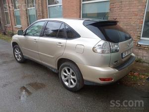 Grey Lexus RX 2005 in Riga, with an engine capacity of 3.30 L and mileage of 225 thousand km for 3700 €, photo 9 on AUTOMOTO.COM.LV