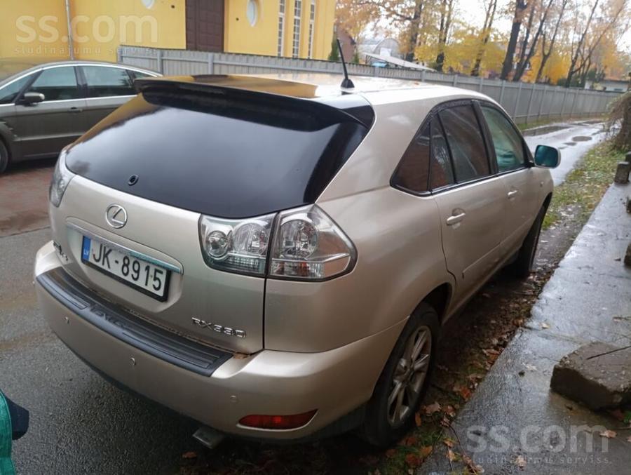 Grey Lexus RX 2005 in Riga, with an engine capacity of 3.30 L and mileage of 225 thousand km for 3700 €, photo 10 on AUTOMOTO.COM.LV