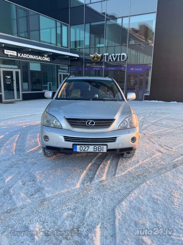 Pelēks Lexus RX 2008 Tallina, ar dzinēja tilpumu 3.30 L un nobraukumu 300 tūkst. km par 5000 €, foto 2 vietnē AUTOMOTO.COM.LV