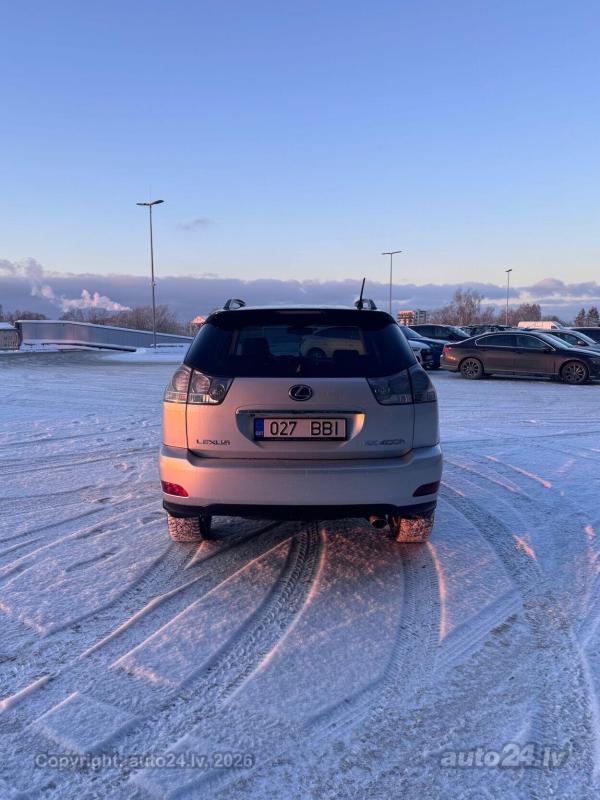 Pelēks Lexus RX 2008 Tallina, ar dzinēja tilpumu 3.30 L un nobraukumu 300 tūkst. km par 5000 €, foto 5 vietnē AUTOMOTO.COM.LV