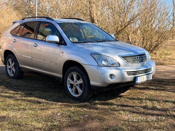 Grey Lexus RX 2009 in Tartu, with an engine capacity of 3.30 L and mileage of 245 thousand km for 3500 €, photo 2 on AUTOMOTO.COM.LV