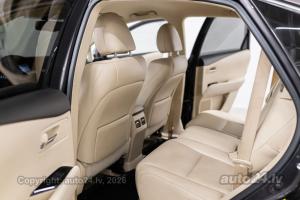 Pelēks Lexus RX 2009 Tallina, ar dzinēja tilpumu 3.50 L un nobraukumu 231 tūkst. km par 10990 €, foto 14 vietnē AUTOMOTO.COM.LV