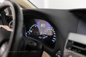 Pelēks Lexus RX 2009 Tallina, ar dzinēja tilpumu 3.50 L un nobraukumu 231 tūkst. km par 10990 €, foto 21 vietnē AUTOMOTO.COM.LV