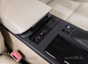 Pelēks Lexus RX 2009 Tallina, ar dzinēja tilpumu 3.50 L un nobraukumu 231 tūkst. km par 10990 €, foto 26 vietnē AUTOMOTO.COM.LV
