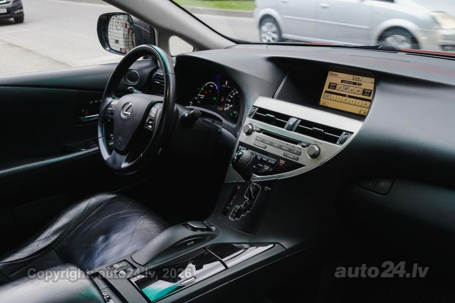 Grey Lexus RX 2009 in Tallinn, with an engine capacity of 3.50 L and mileage of 213 thousand km for 15500 €, photo 20 on AUTOMOTO.COM.LV