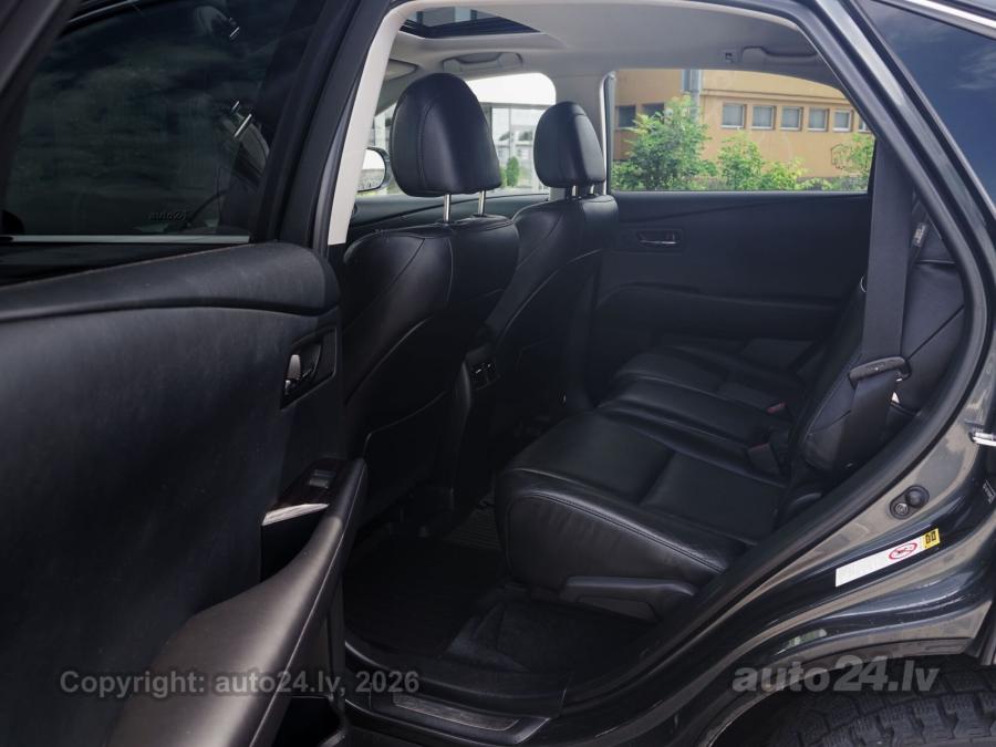 Grey Lexus RX 2009 in Tallinn, with an engine capacity of 3.50 L and mileage of 213 thousand km for 15500 €, photo 23 on AUTOMOTO.COM.LV