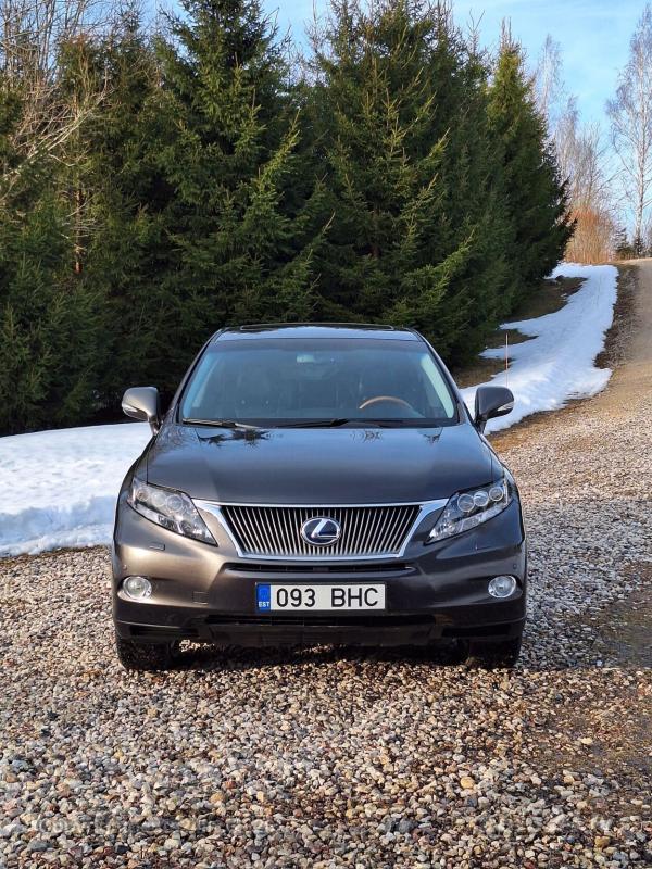 Pelēks Lexus RX 2010 Otepē, ar dzinēja tilpumu 3.50 L un nobraukumu 256 tūkst. km par 13490 €, foto 9 vietnē AUTOMOTO.COM.LV
