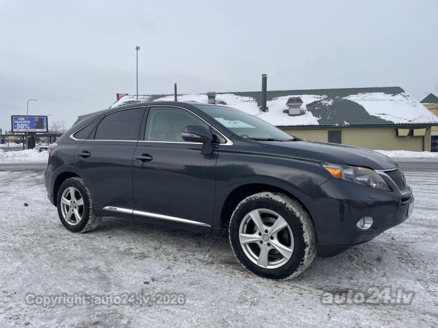 Grey Lexus RX 2011 in Saue, with an engine capacity of 3.50 L and mileage of 208 thousand km for 10990 €, photo 1 on AUTOMOTO.COM.LV