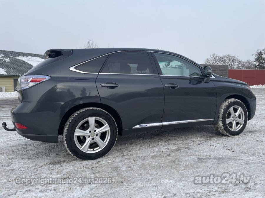 Grey Lexus RX 2011 in Saue, with an engine capacity of 3.50 L and mileage of 208 thousand km for 10990 €, photo 3 on AUTOMOTO.COM.LV