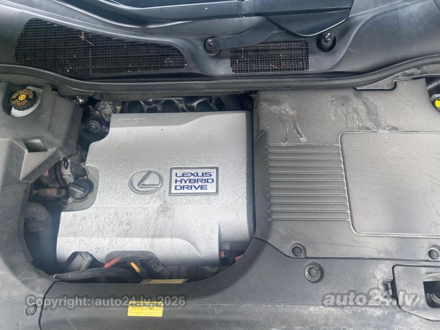 Grey Lexus RX 2012 in Tallinn, with an engine capacity of 3.50 L and mileage of 260 thousand km for 13200 €, photo 17 on AUTOMOTO.COM.LV