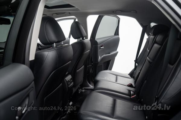 Grey Lexus RX 2014 in Tallinn, with an engine capacity of 3.50 L and mileage of 24 thousand km for 21999 €, photo 8 on AUTOMOTO.COM.LV