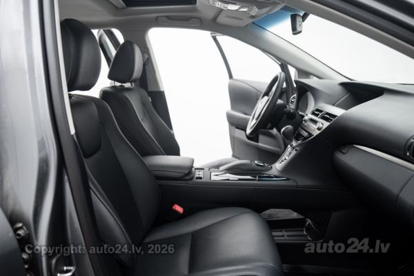 Grey Lexus RX 2014 in Tallinn, with an engine capacity of 3.50 L and mileage of 24 thousand km for 21999 €, photo 10 on AUTOMOTO.COM.LV