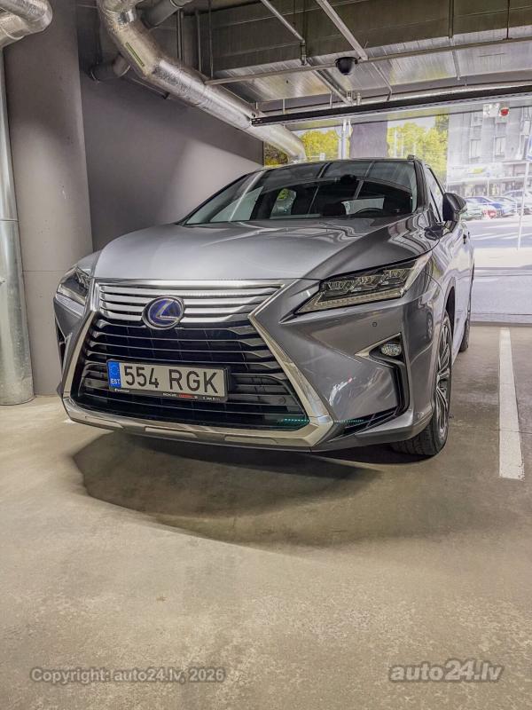 Grey Lexus RX 2016 in Tallinn, with an engine capacity of 3.50 L and mileage of 140 thousand km for 28500 €, photo 4 on AUTOMOTO.COM.LV