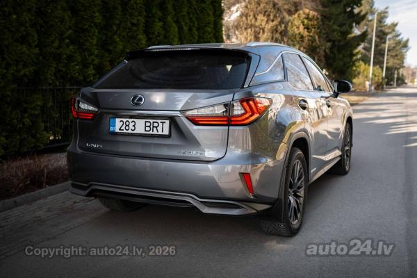 Grey Lexus RX 2016 in Tallinn, with an engine capacity of 3.50 L and mileage of 103 thousand km for 31499 €, photo 3 on AUTOMOTO.COM.LV