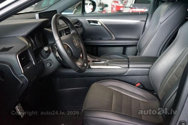 Pelēks Lexus RX 2019 Tallina, ar dzinēja tilpumu 3.50 L un nobraukumu 115 tūkst. km par 43780 €, foto 7 vietnē AUTOMOTO.COM.LV