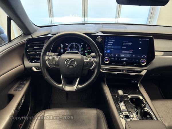 Pelēks Lexus RX 2023 Tallina, ar dzinēja tilpumu 2.50 L un nobraukumu 75 tūkst. km par 69900 €, foto 11 vietnē AUTOMOTO.COM.LV