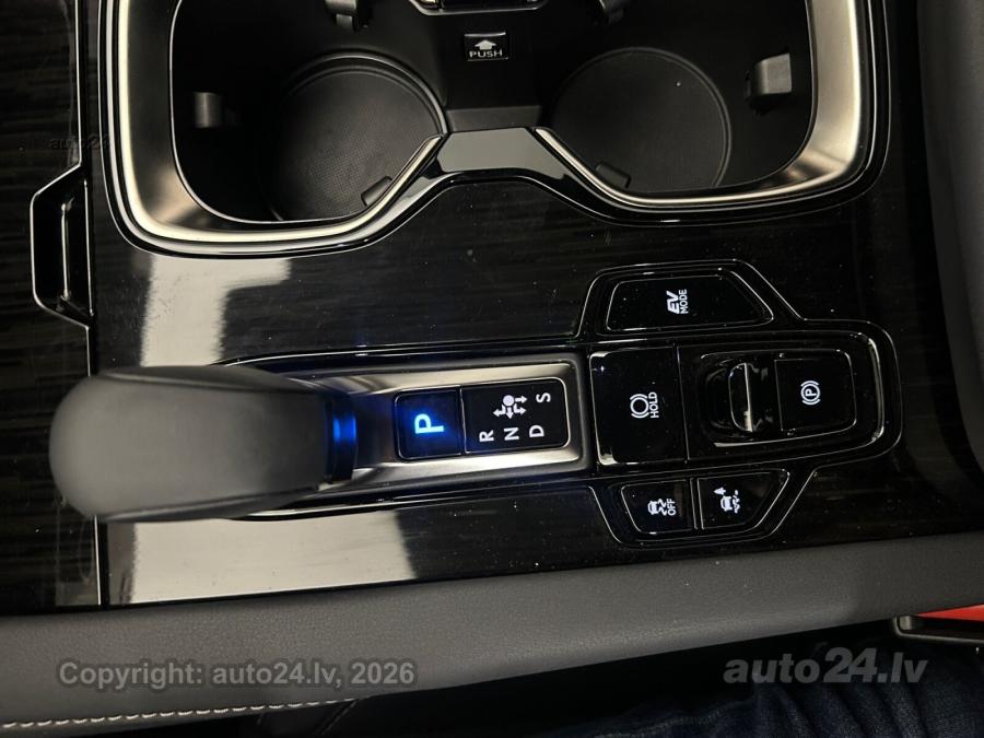 Серый Лексус РХ 2023 в Таллин, объемом двигателя 2.50 л и пробегом 11 тыс. км за 60900 €, фото 20 на AUTOMOTO.COM.LV