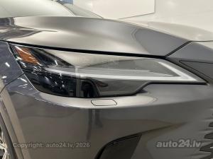 Серый Лексус РХ 2023 в Таллин, объемом двигателя 2.50 л и пробегом 11 тыс. км за 60900 €, фото 23 на AUTOMOTO.COM.LV