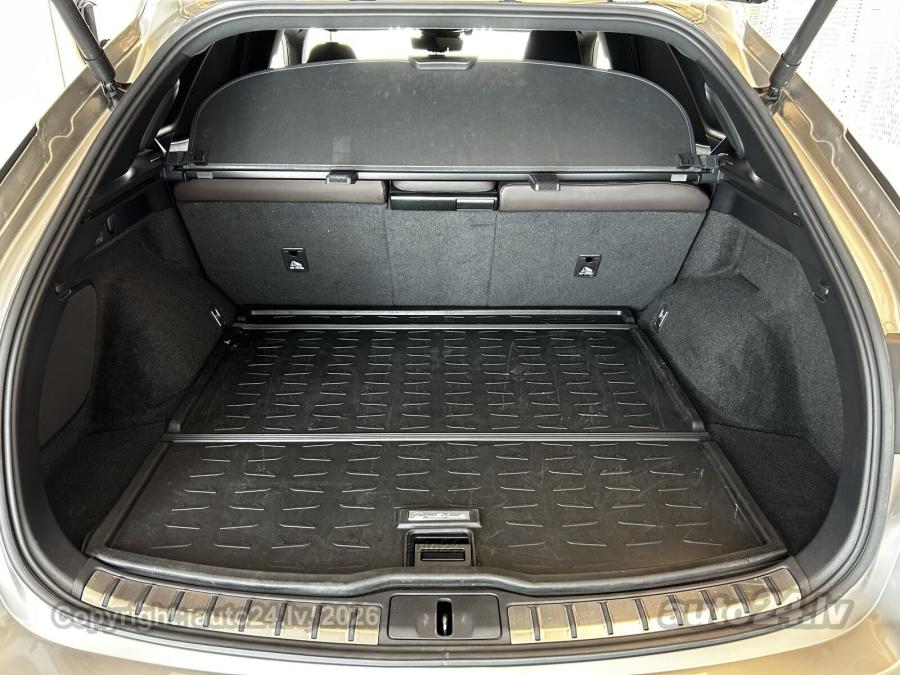 Pelēks Lexus RX 2023 Tallina, ar dzinēja tilpumu 2.50 L un nobraukumu 46 tūkst. km par 69900 €, foto 13 vietnē AUTOMOTO.COM.LV