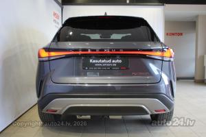 Grey Lexus RX 2024 in Tallinn, with an engine capacity of 2.50 L and mileage of 39 thousand km for 65690 €, photo 5 on AUTOMOTO.COM.LV