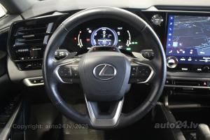 Grey Lexus RX 2024 in Tallinn, with an engine capacity of 2.50 L and mileage of 39 thousand km for 65690 €, photo 12 on AUTOMOTO.COM.LV
