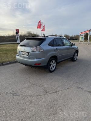 Lexus RX 2006 Rēzekne, ar dzinēja tilpumu 3.00 L un nobraukumu 422 tūkst. km par 3300 €, foto 4 vietnē AUTOMOTO.COM.LV